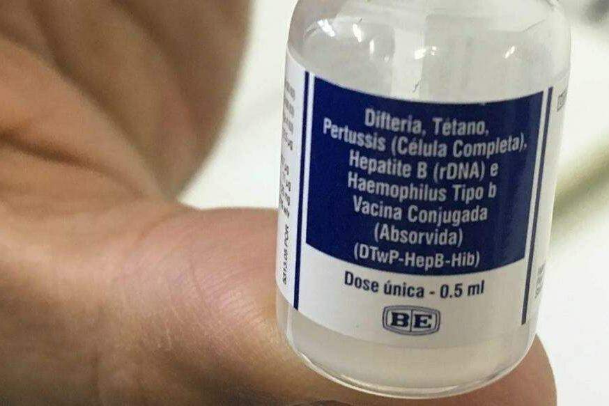 Santos recebe doses da vacina pentavalente, mas número é abaixo da demanda