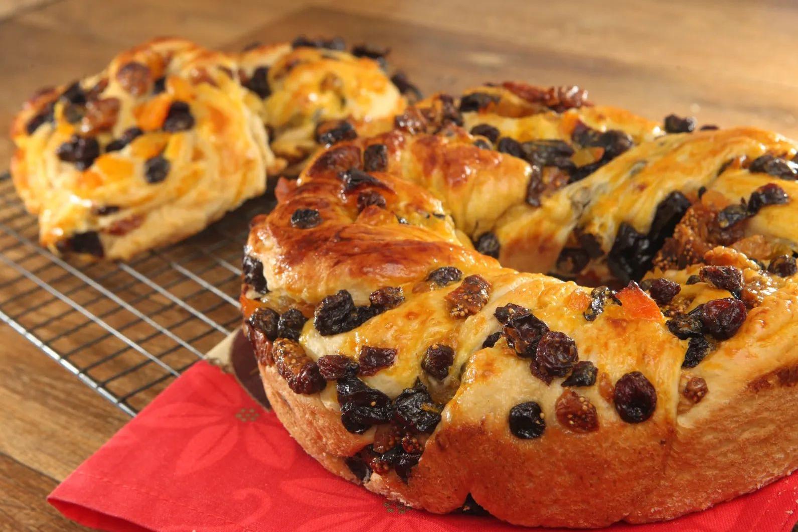 Momento Boa Mesa: aprenda a fazer rosca de frutas