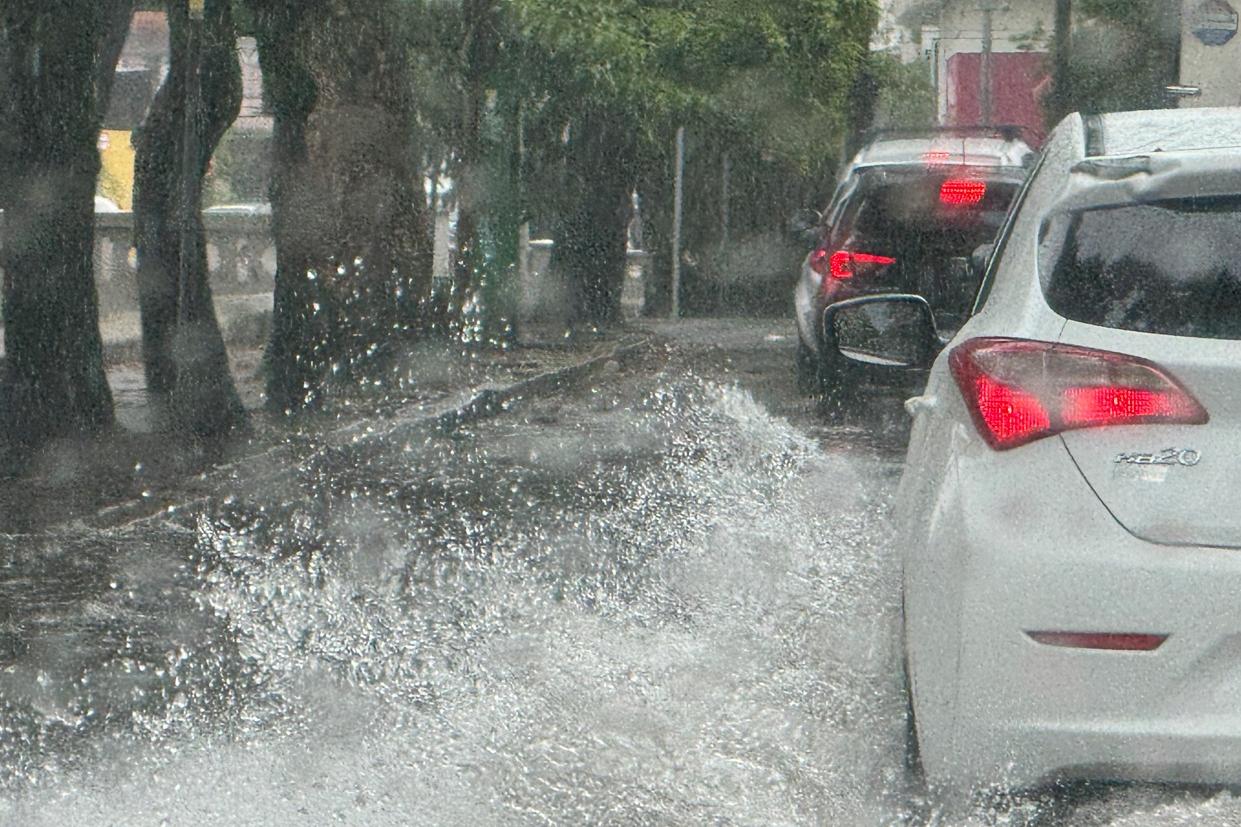 Inmet emite alerta de 'perigo potencial' de chuvas intensas incluindo o ...