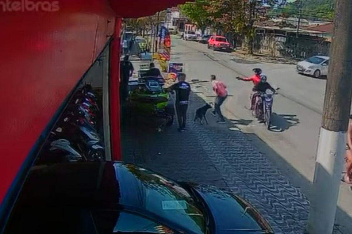 Bandido armado atira contra homem em plena luz do dia, mas arma falha ...