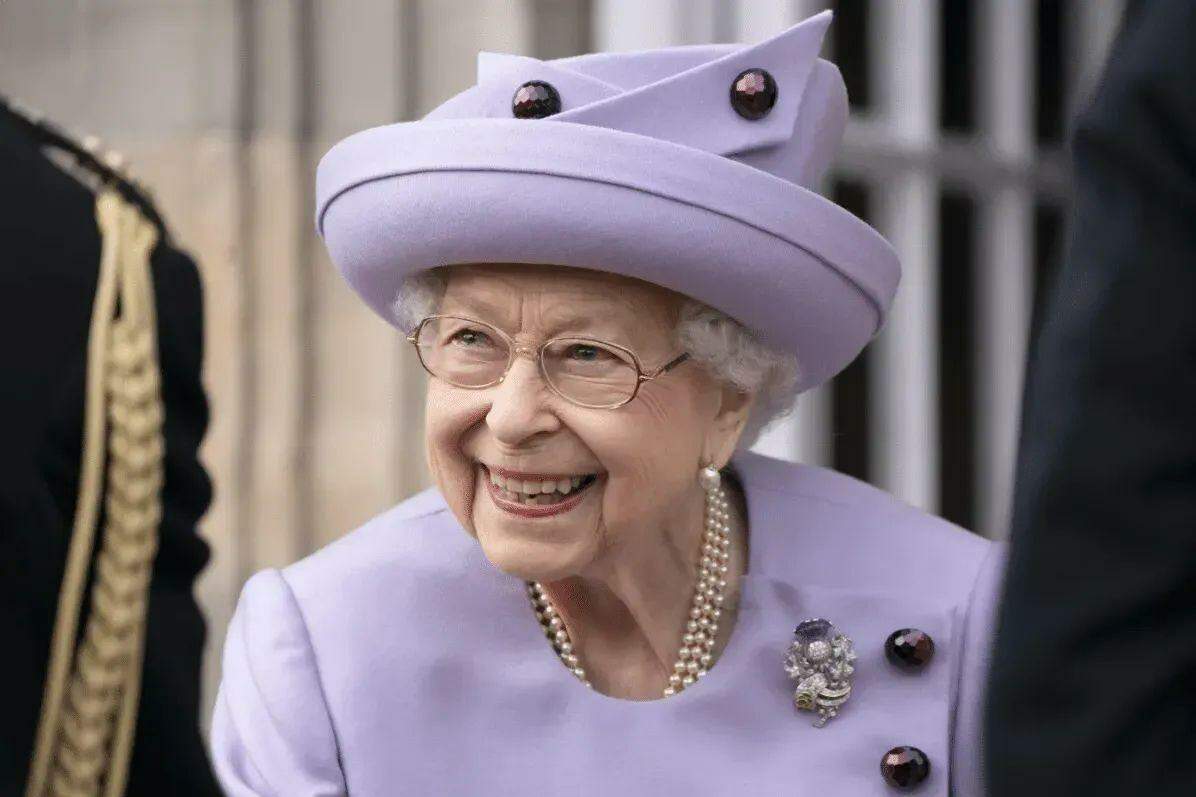 Rainha Elizabeth II lutou contra câncer raro na medula, diz amigo do ...